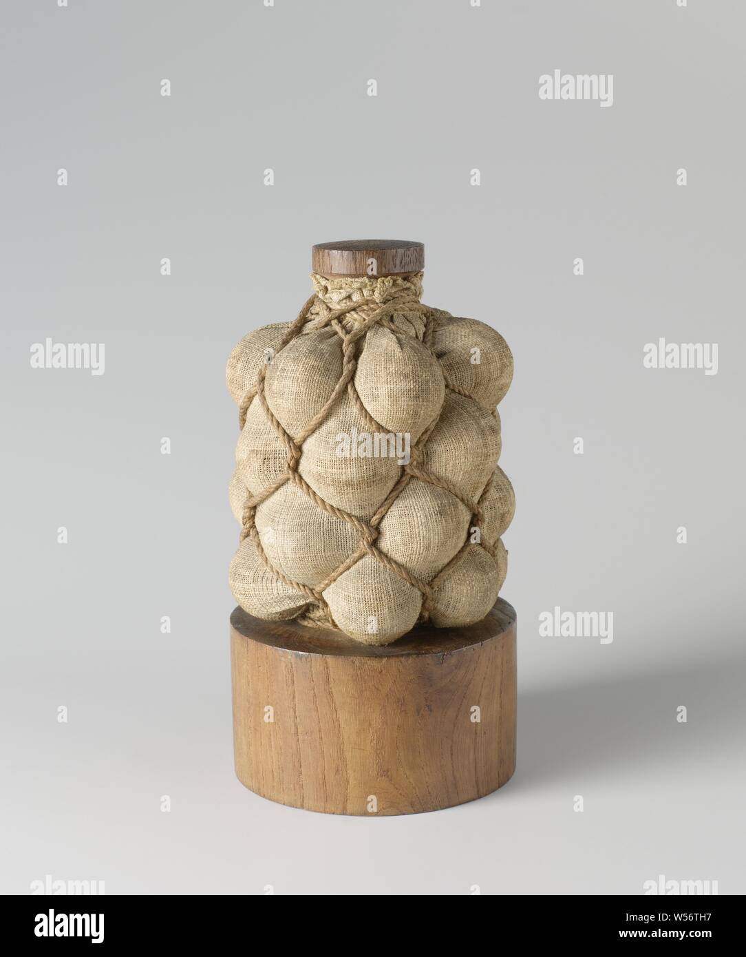 Grapeshot hi-res stock photography and images - Alamy