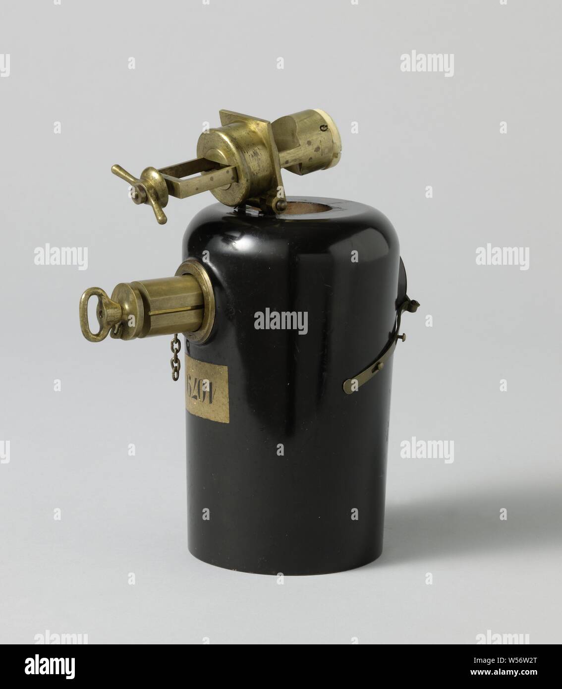 Model of the Breech or a Breech-Loading Gun, Model of the breech of a ...