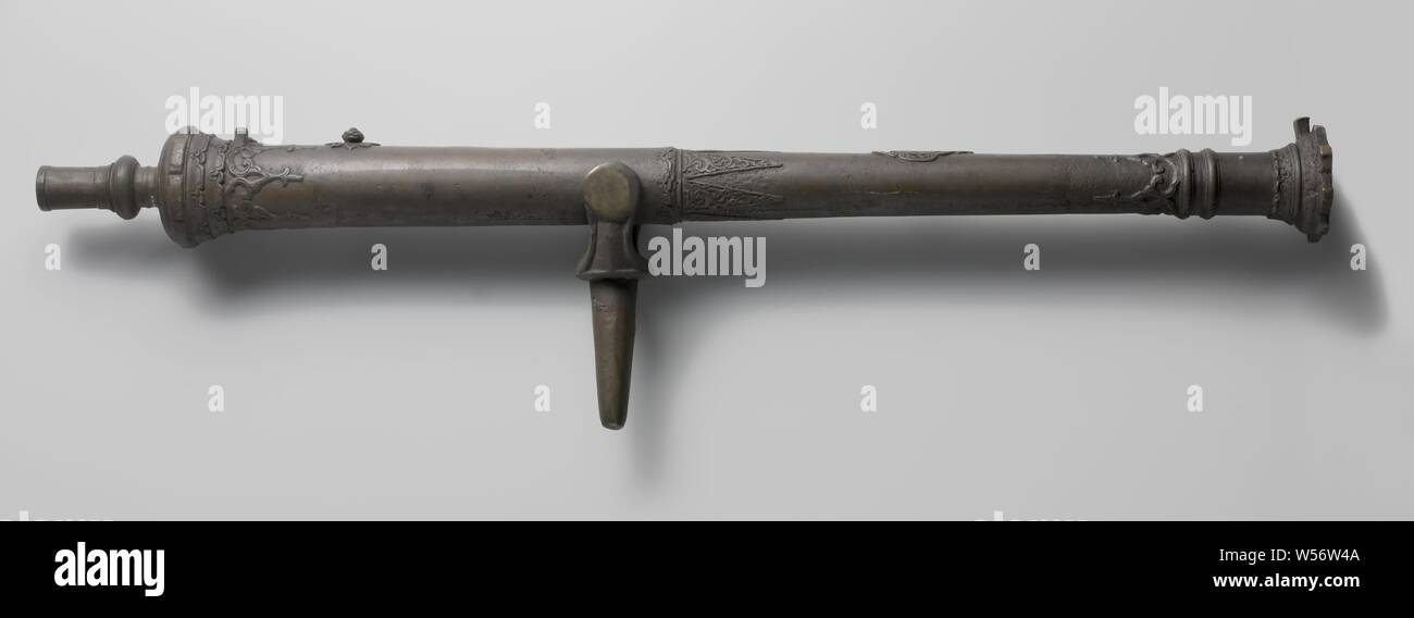 Rotating bass hi-res stock photography and images - Alamy