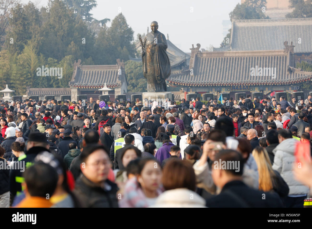 Tourists crowd the Giant Wild Goose Pagoda during the Chinese Lunar New ...