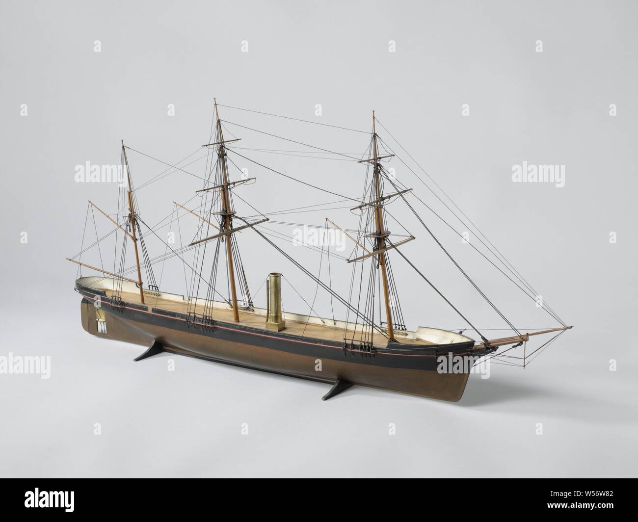 Two mast screw steamship hi-res stock photography and images - Alamy