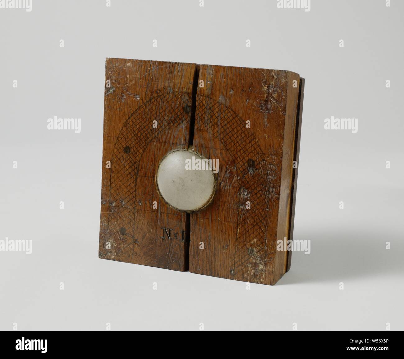 Side protruding hi-res stock photography and images - Alamy
