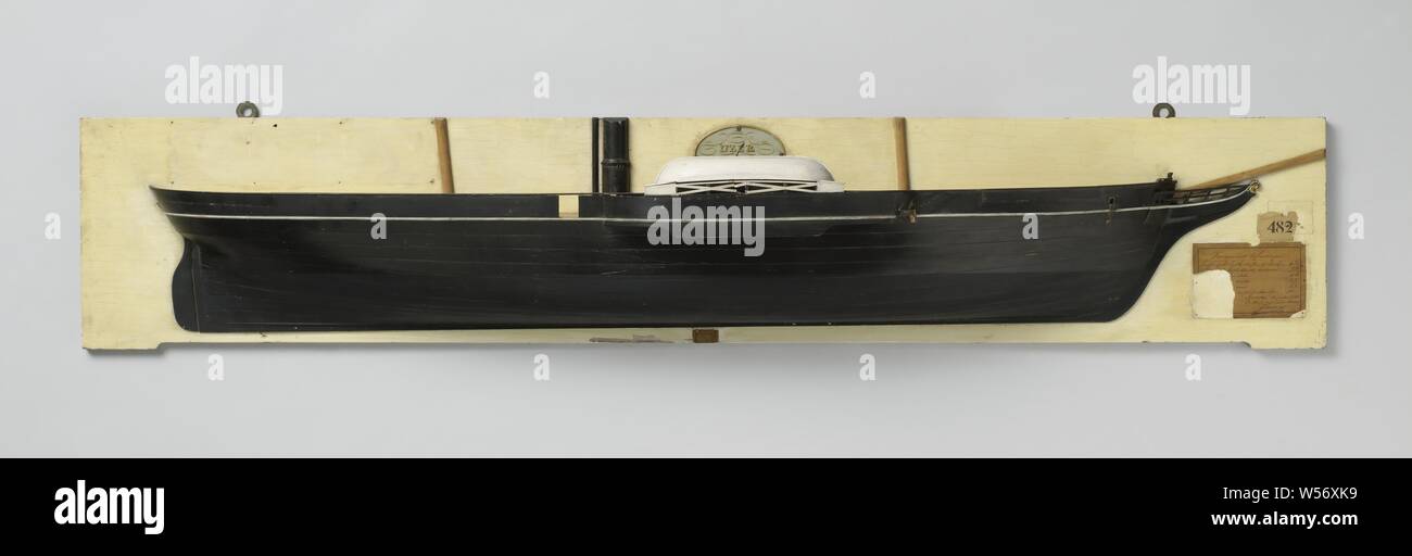 Inverted lifeboat hi-res stock photography and images - Alamy