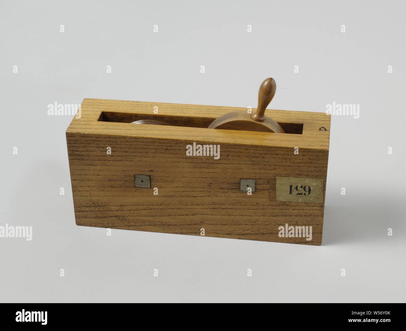 Eccentric discs hi-res stock photography and images - Alamy