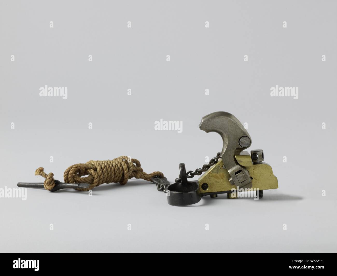 Gunlock (Percussion), Percussion lock with brass housing and iron ...