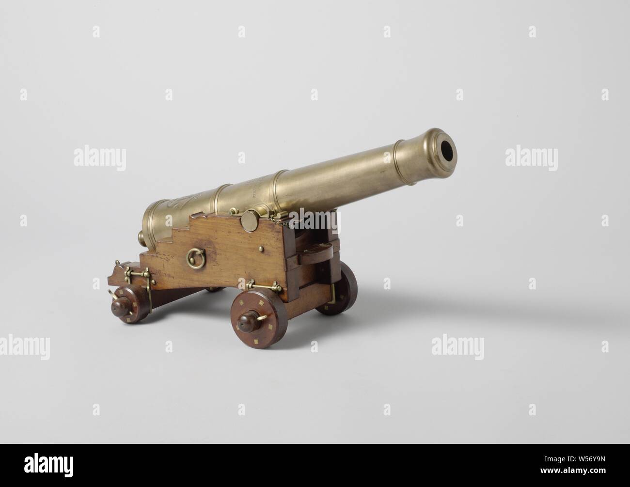 18 pounder hi-res stock photography and images - Alamy