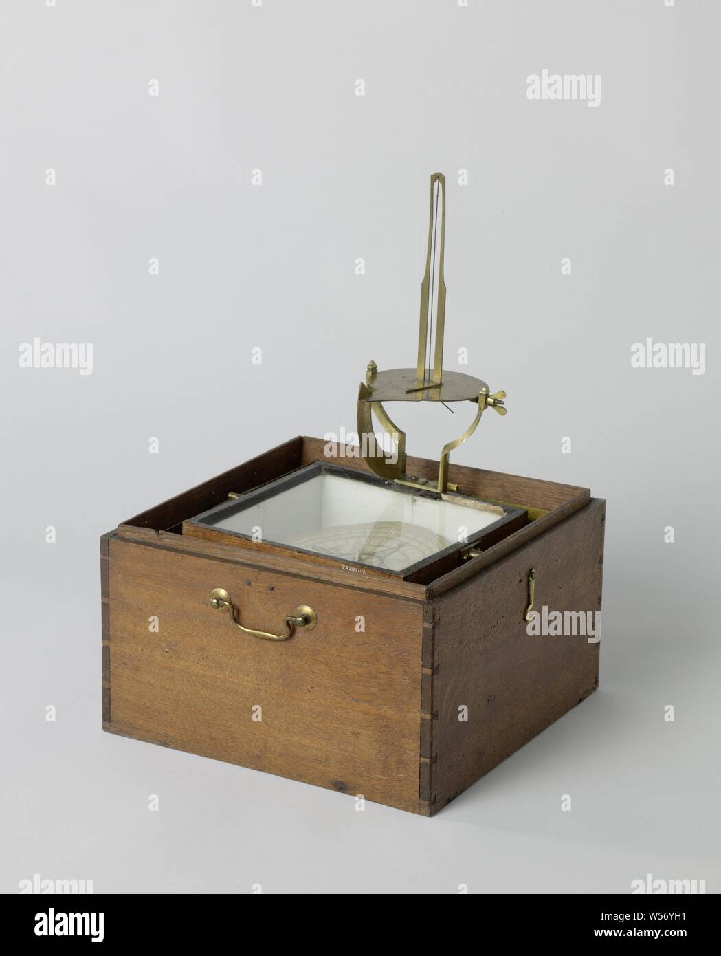 Bottom weighted hi-res stock photography and images - Alamy