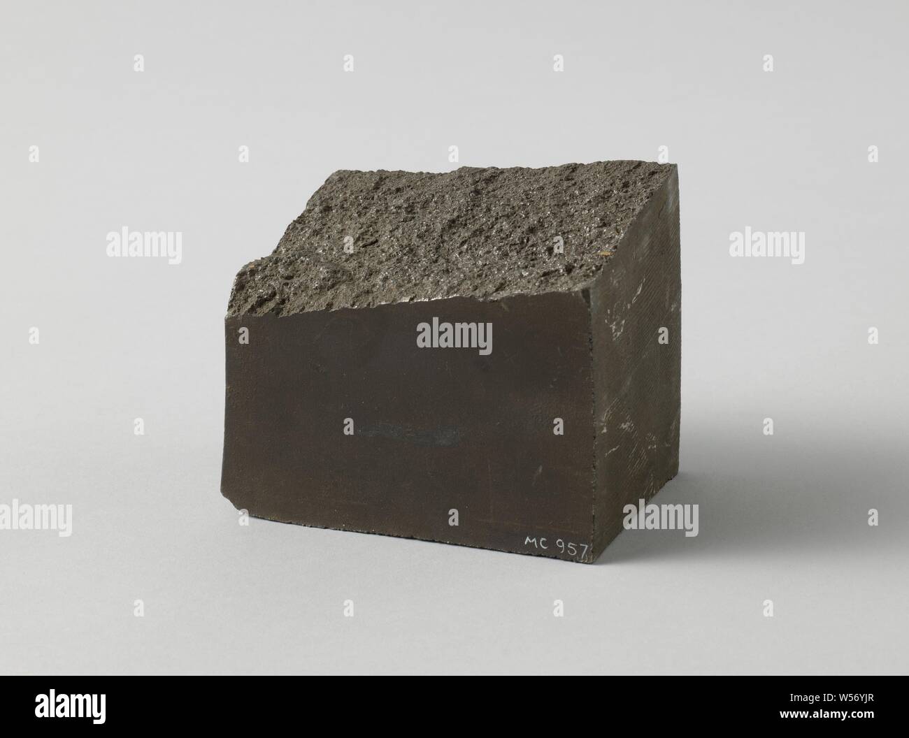 Cast iron sample hi-res stock photography and images - Alamy