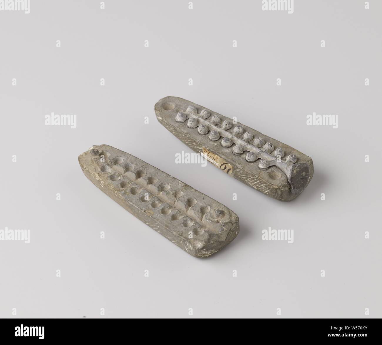 Slate hail mold hi-res stock photography and images - Alamy