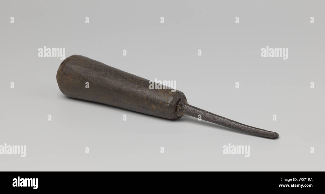 Slotted chisel hi-res stock photography and images - Alamy