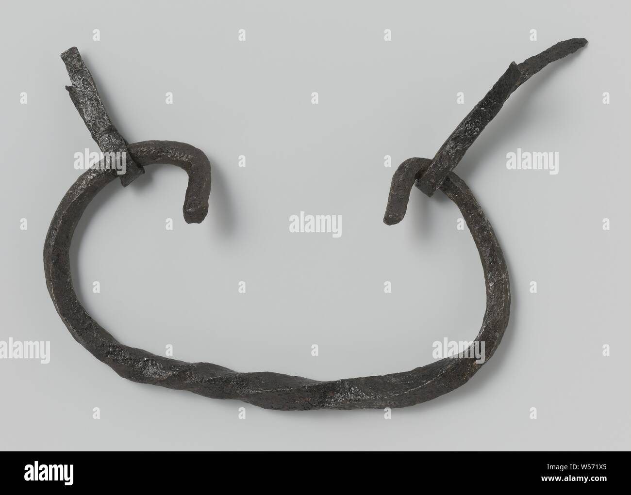 Two loops hi-res stock photography and images - Alamy