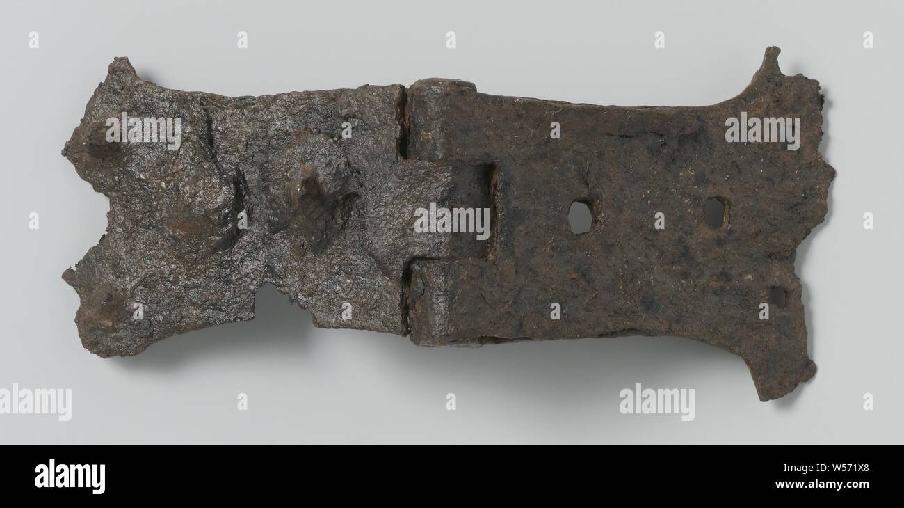 Dovetail hanging hi-res stock photography and images - Alamy