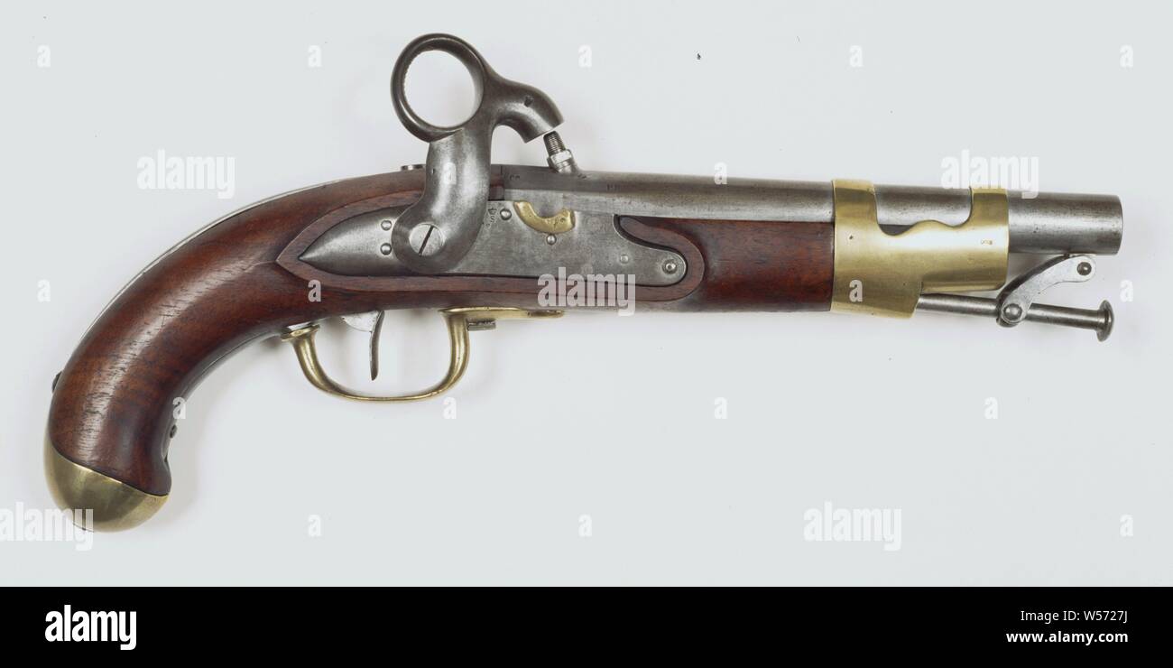 Heavy cavalry percussion gun hi-res stock photography and images - Alamy