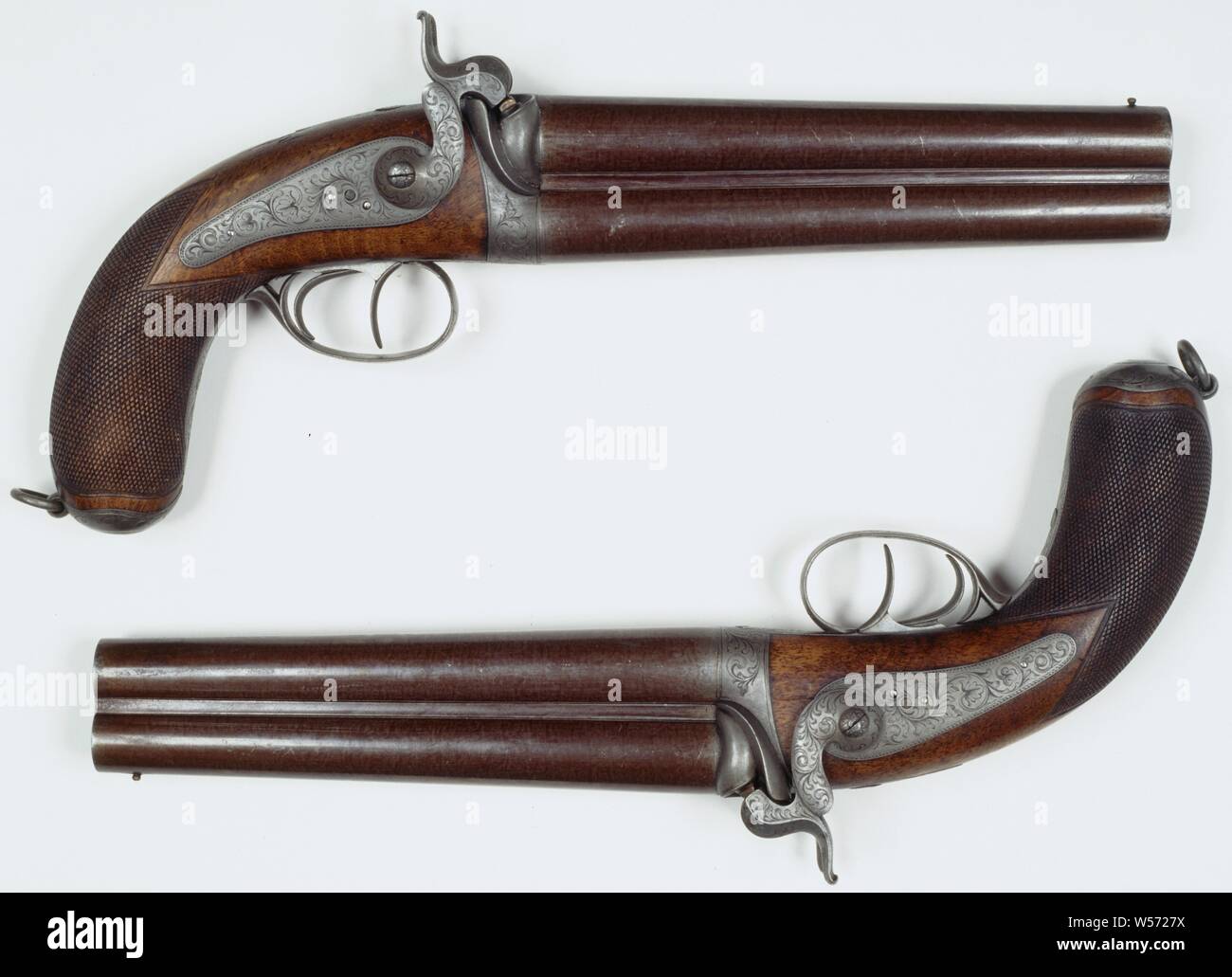 Double barreled gun hi-res stock photography and images - Alamy