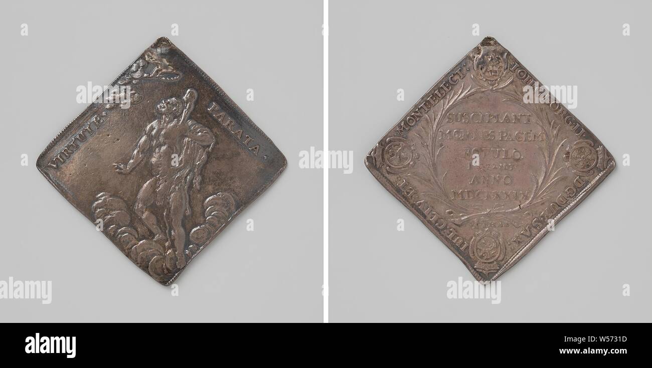 Black and white rectangular token hi-res stock photography and images ...