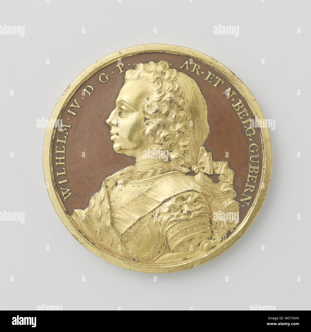 Winged genius sitting hi-res stock photography and images - Alamy