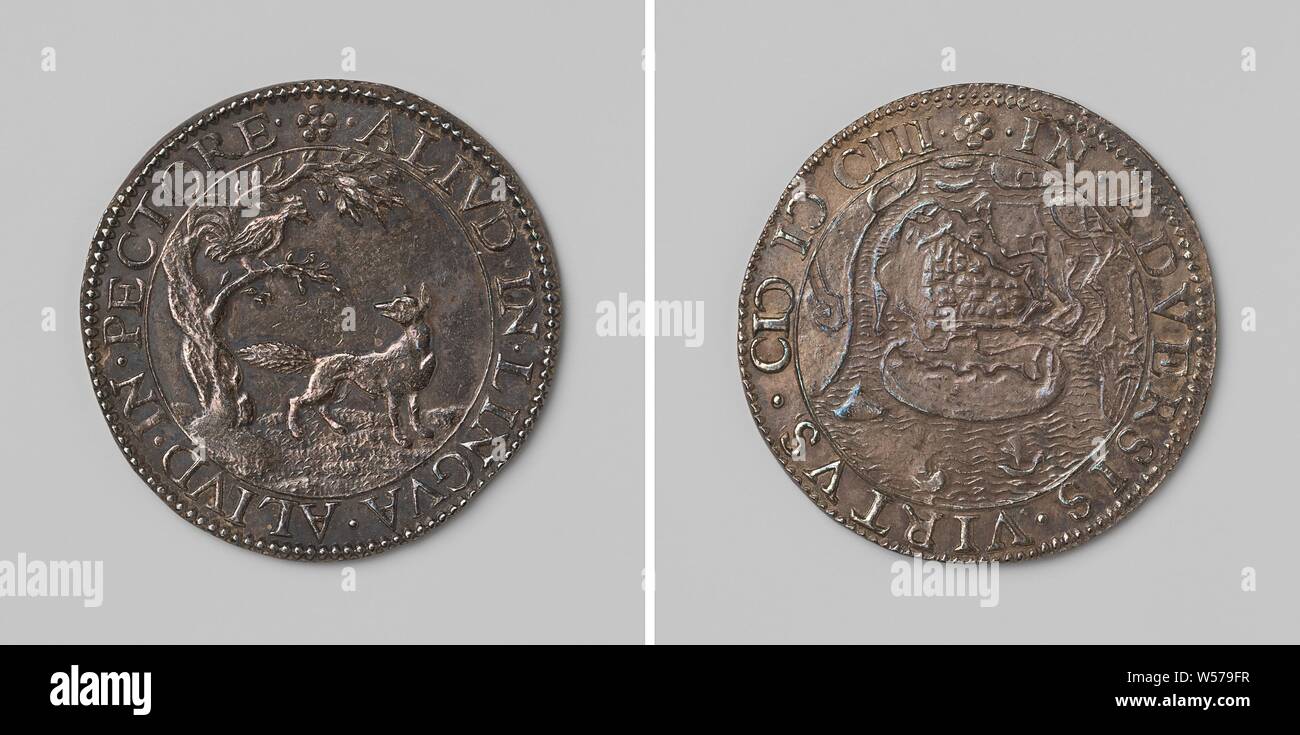 Map of white fox hi-res stock photography and images - Alamy