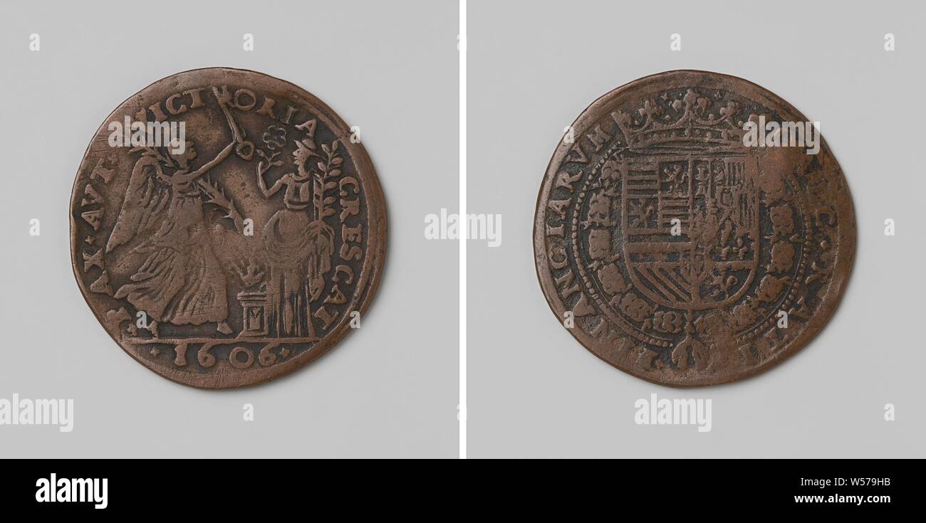 Winged victory hi-res stock photography and images - Alamy