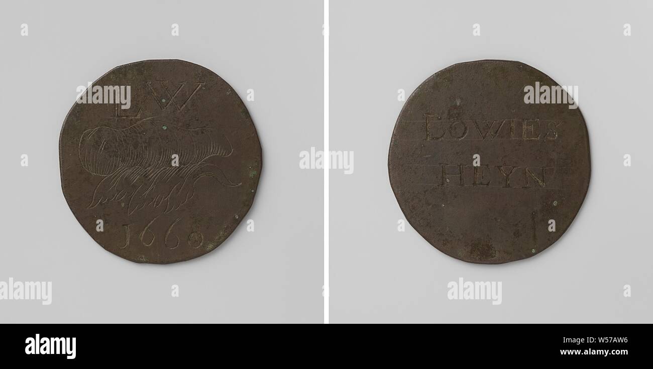 Silkworm mulberry hi-res stock photography and images - Alamy