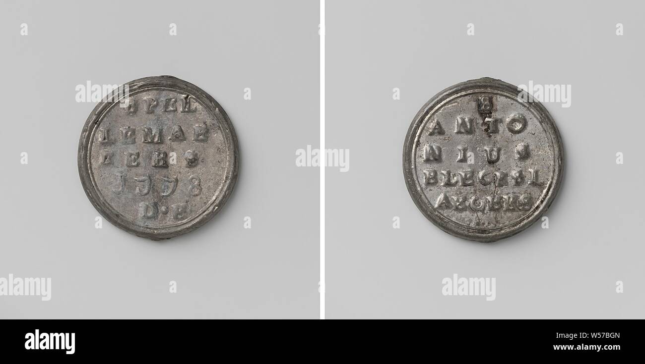 Tinker guild hi-res stock photography and images - Alamy