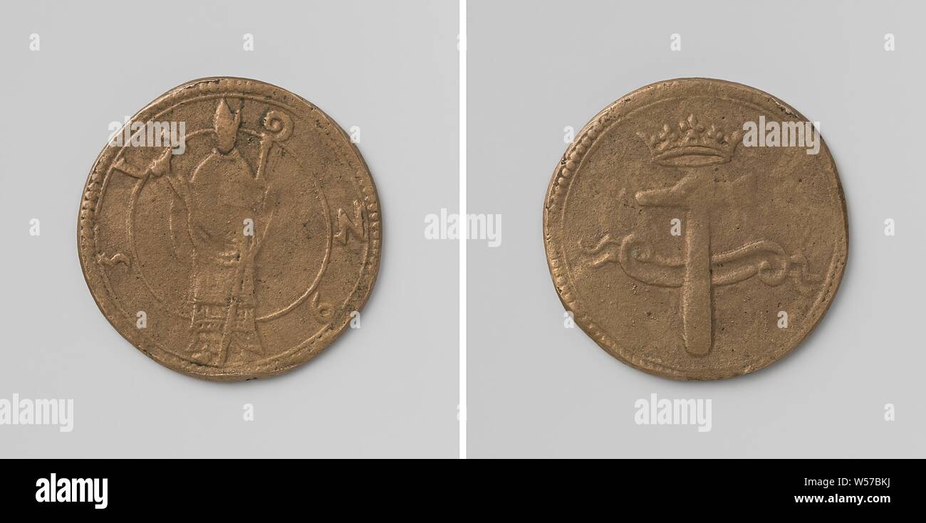 Holds medal hi-res stock photography and images - Alamy