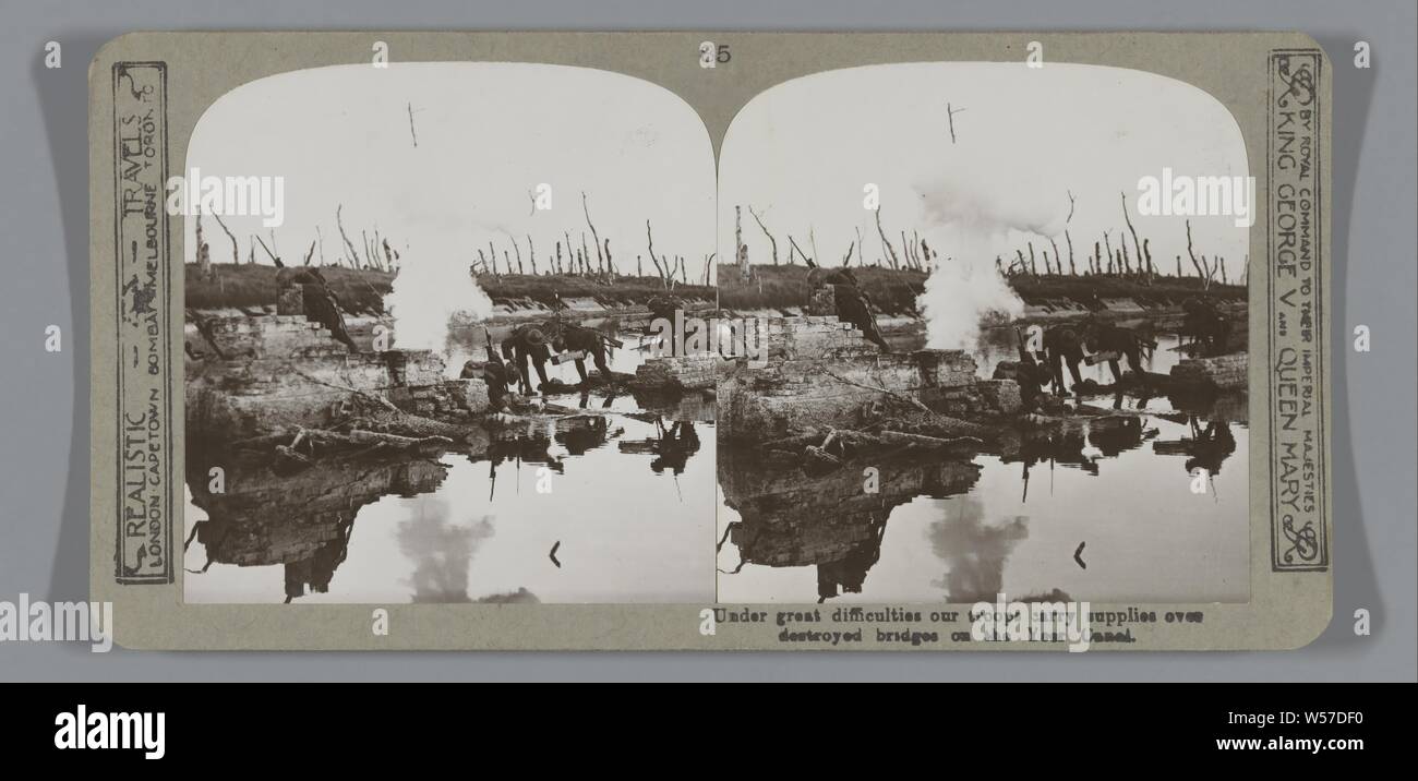 Destroyed bridges hi-res stock photography and images - Alamy