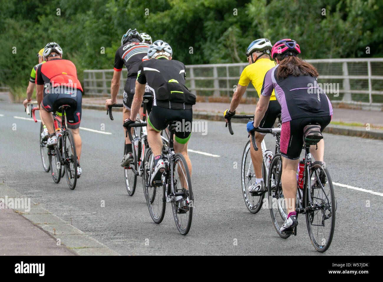 Long distance cycle paths hi-res stock photography and images - Alamy