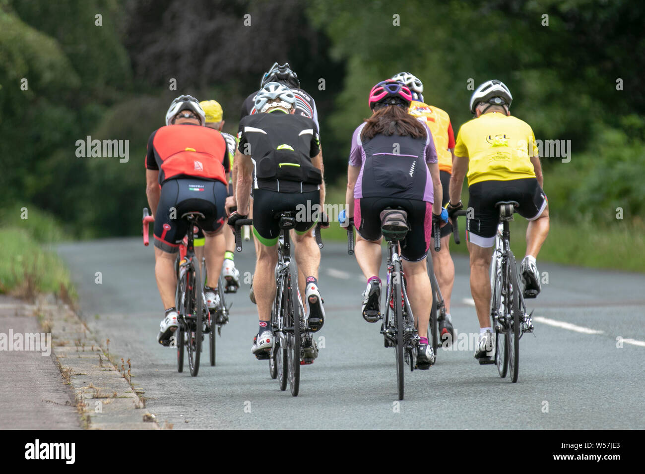Long distance cycle paths hi-res stock photography and images - Alamy