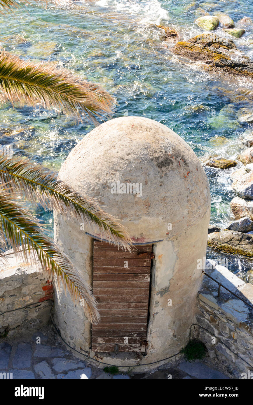 Dragonara castle hi-res stock photography and images - Alamy