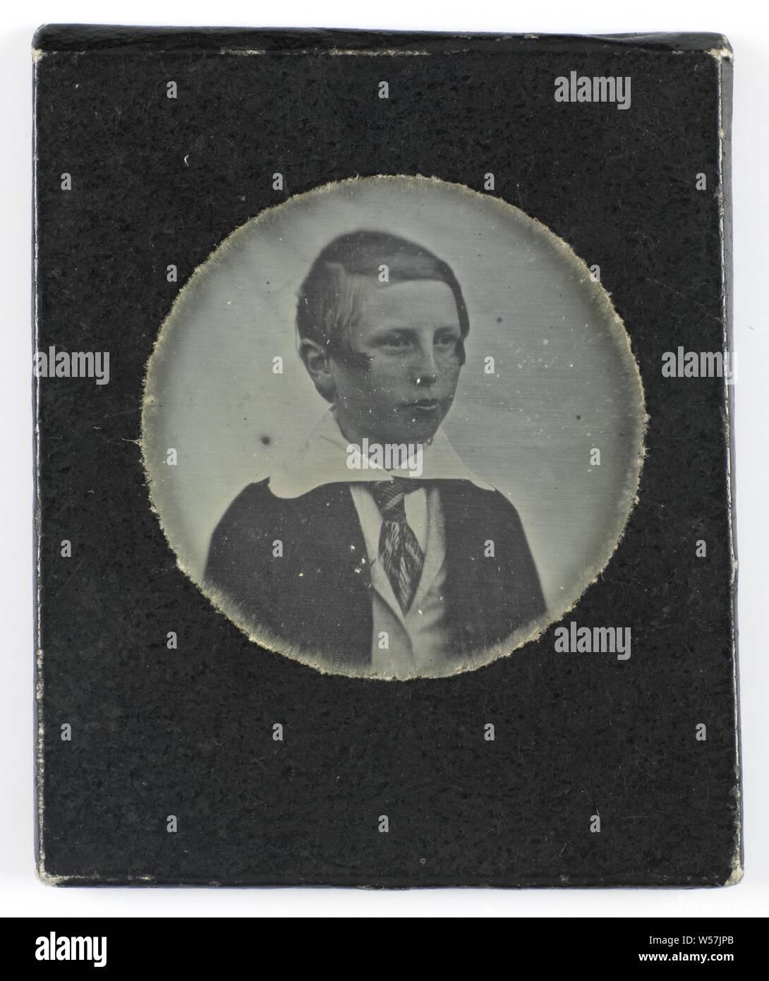 Copper boy hi-res stock photography and images - Alamy