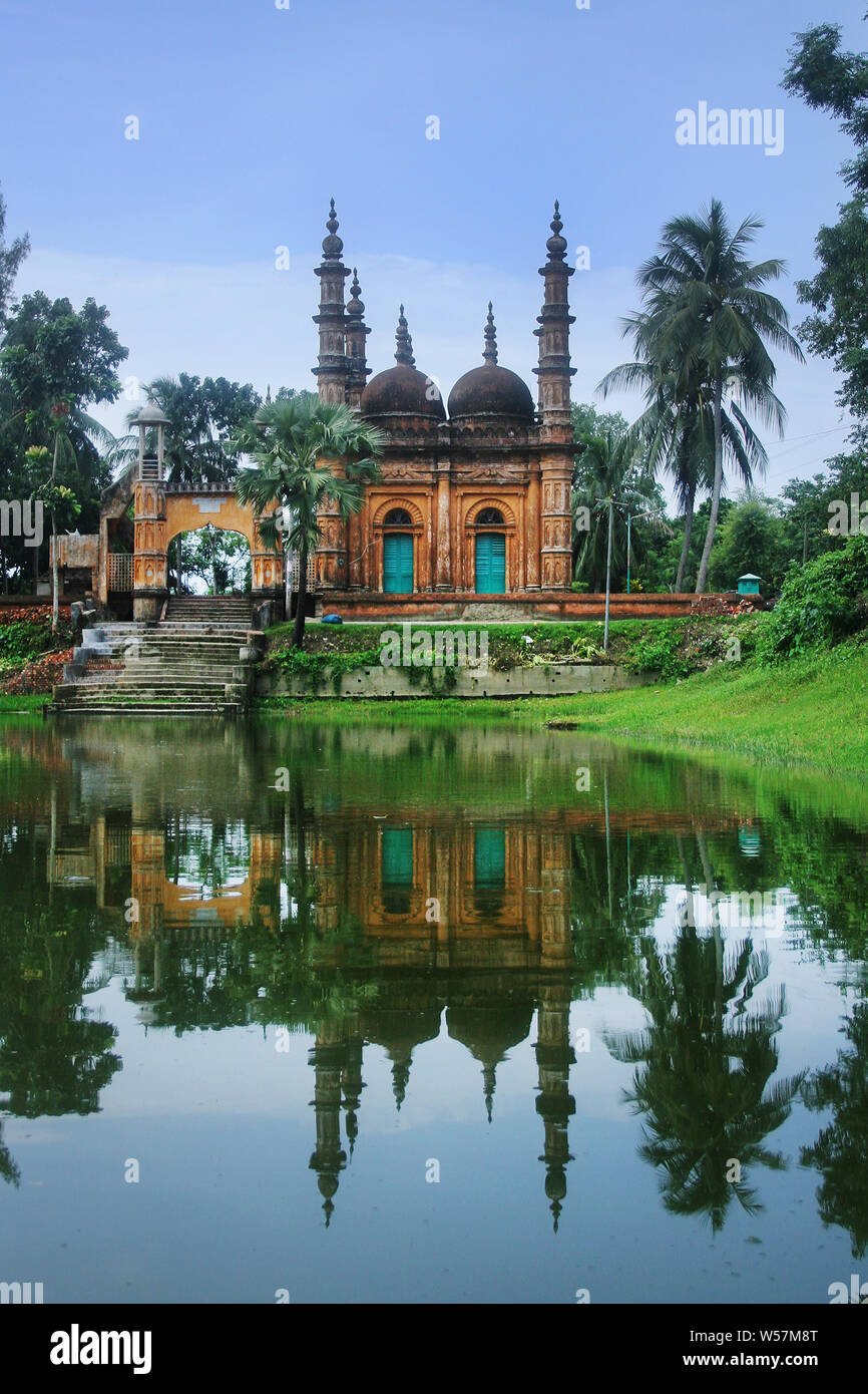 Tetulia Jame Masjid at Tala. Satkhira, Bangladesh Stock Photo - Alamy