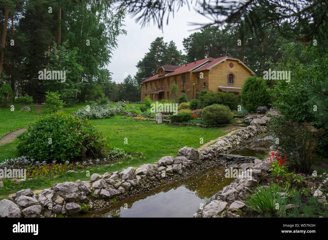 Water garden stream man made hi-res stock photography and images - Alamy