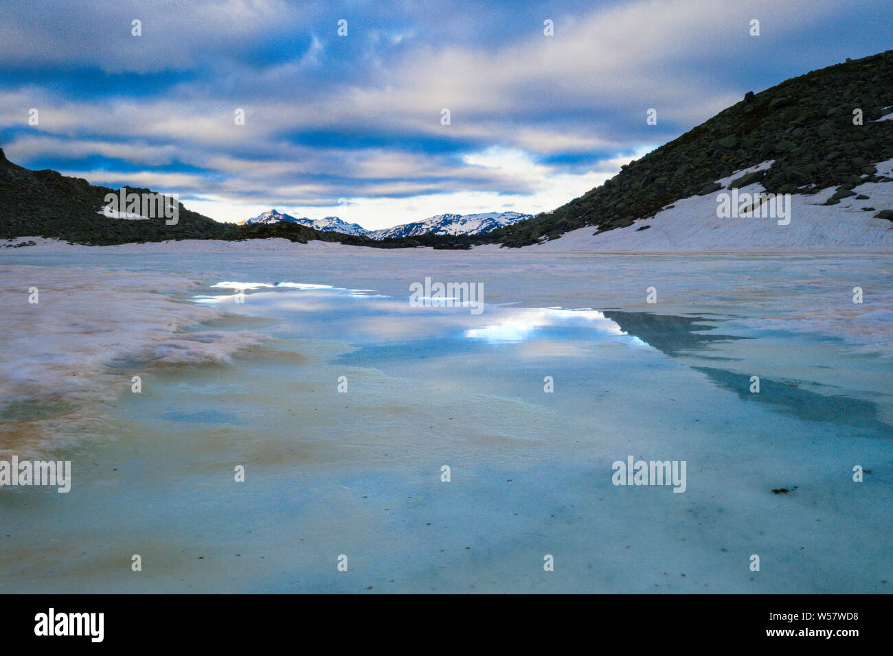 Valle spluga hi-res stock photography and images - Alamy