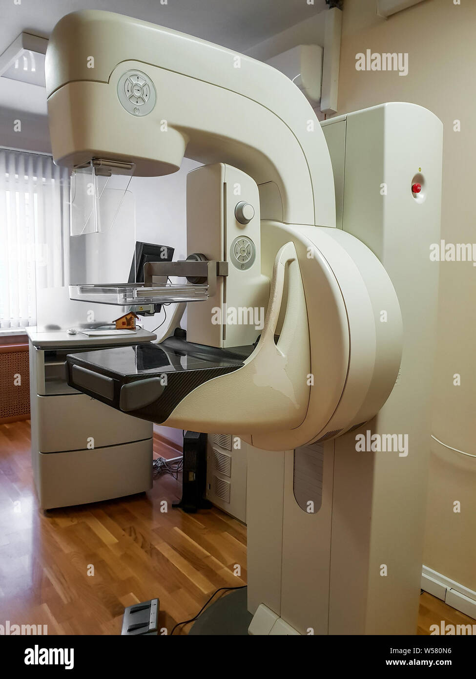 X ray mammograph in a doctor's office, medical equipment Stock Photo ...