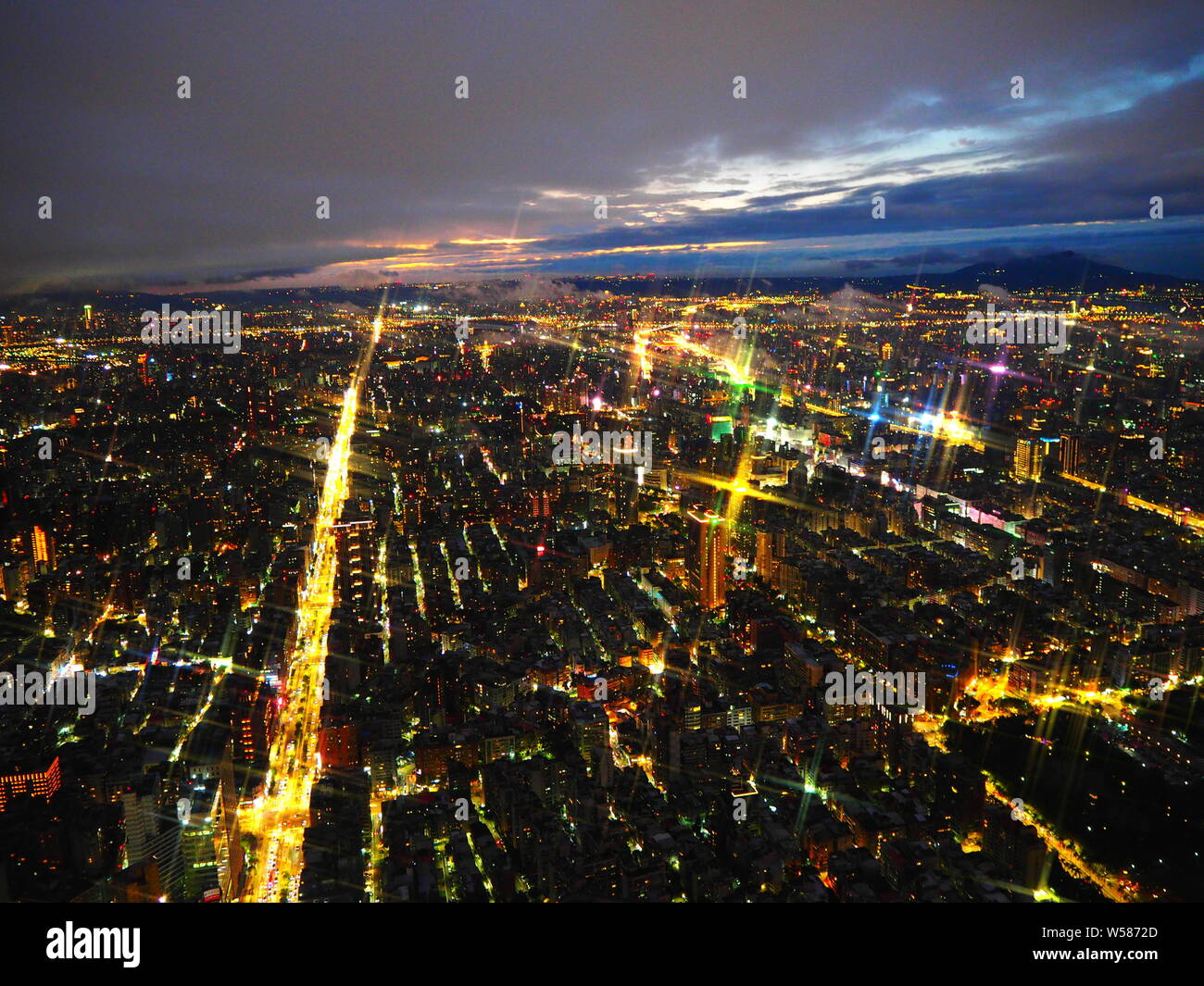 Taipeh hi-res stock photography and images - Alamy