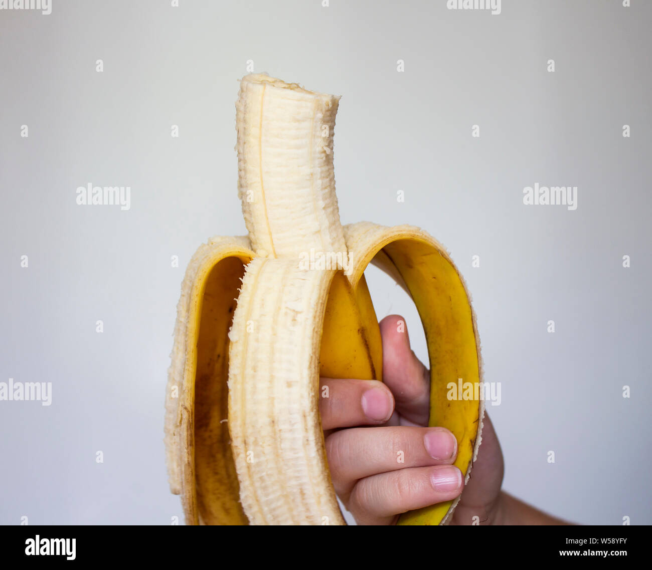 Clump of bananas hi-res stock photography and images - Alamy