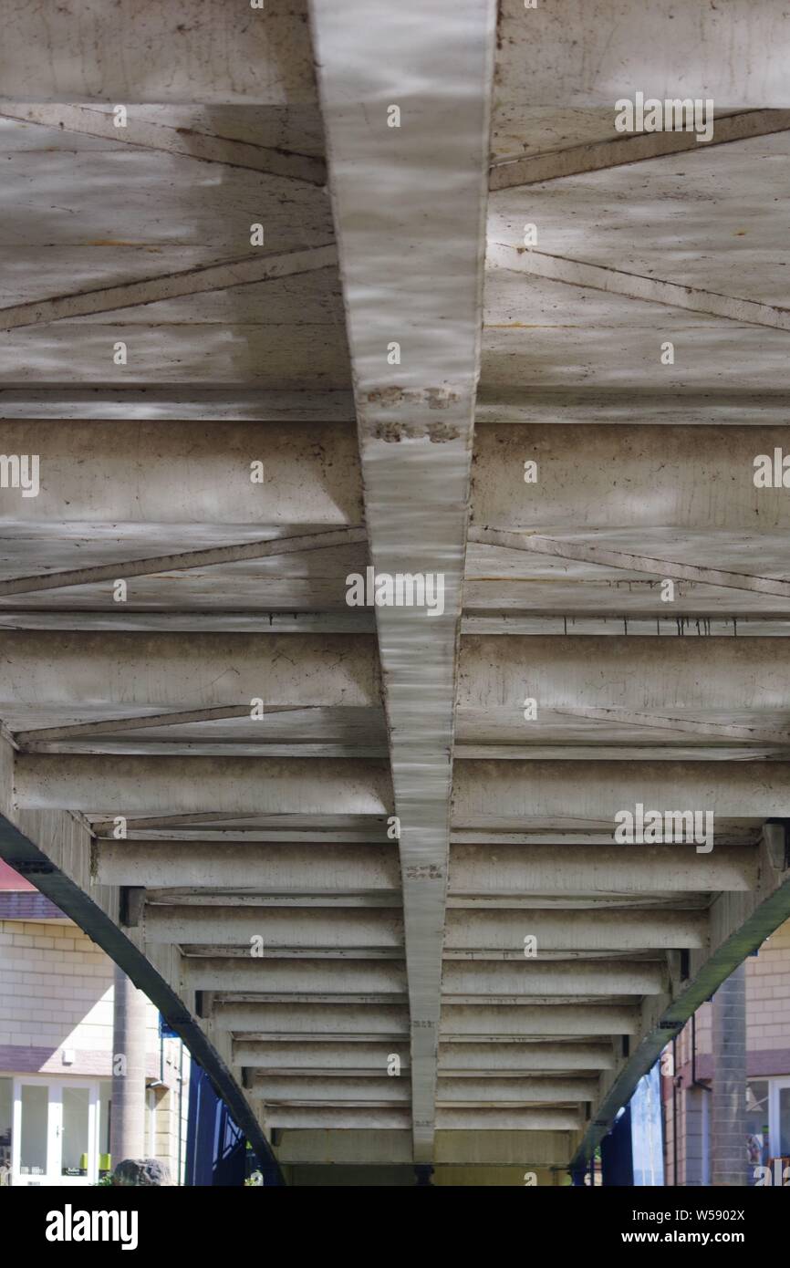 Cricklepit Suspension Bridge over the River Exe at Exeter Quay. Devon ...