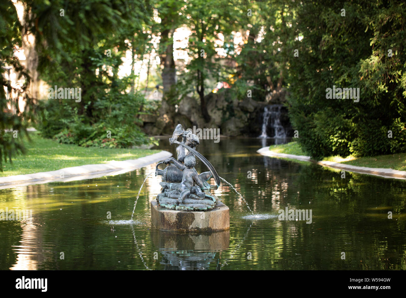 Waterfall Ponds Pictures Statues