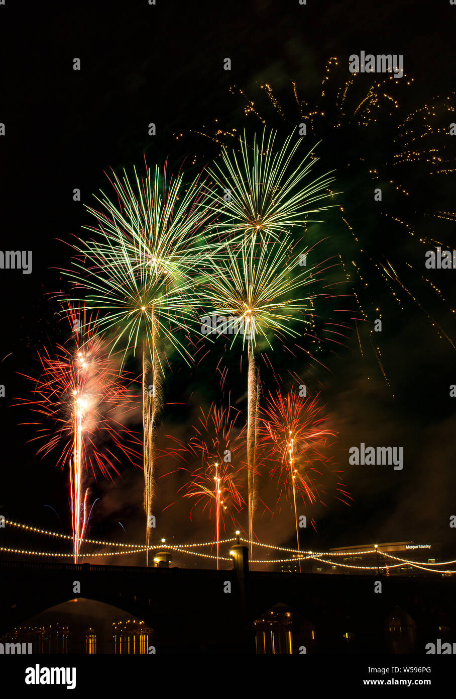 July 4th fireworks arizona hi-res stock photography and images - Alamy