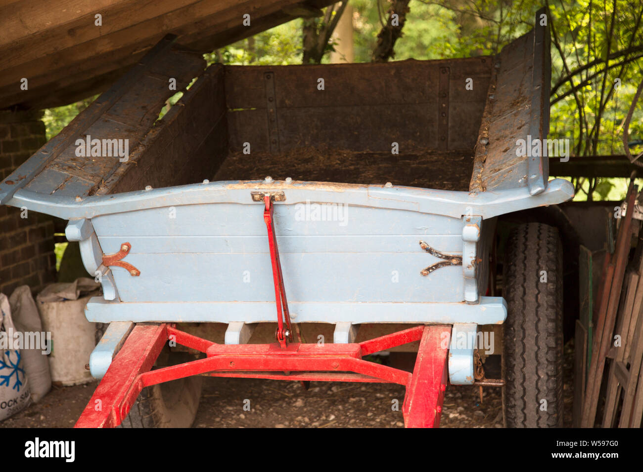 Hay cart hi-res stock photography and images - Alamy