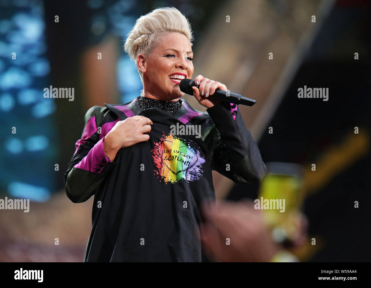 P!nk Performing On Her Beautiful Trauma Tour at Liverpool Anfield ...