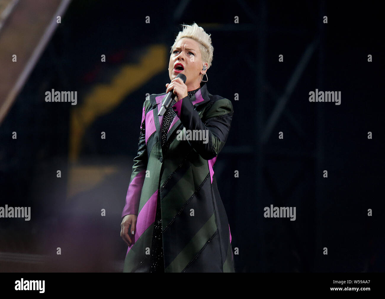 P!nk Performing On Her Beautiful Trauma Tour at Liverpool Anfield ...