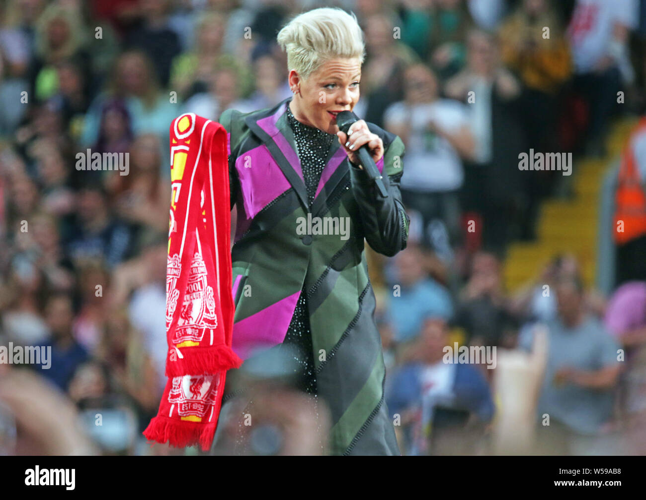 P!nk Performing On Her Beautiful Trauma Tour at Liverpool Anfield ...