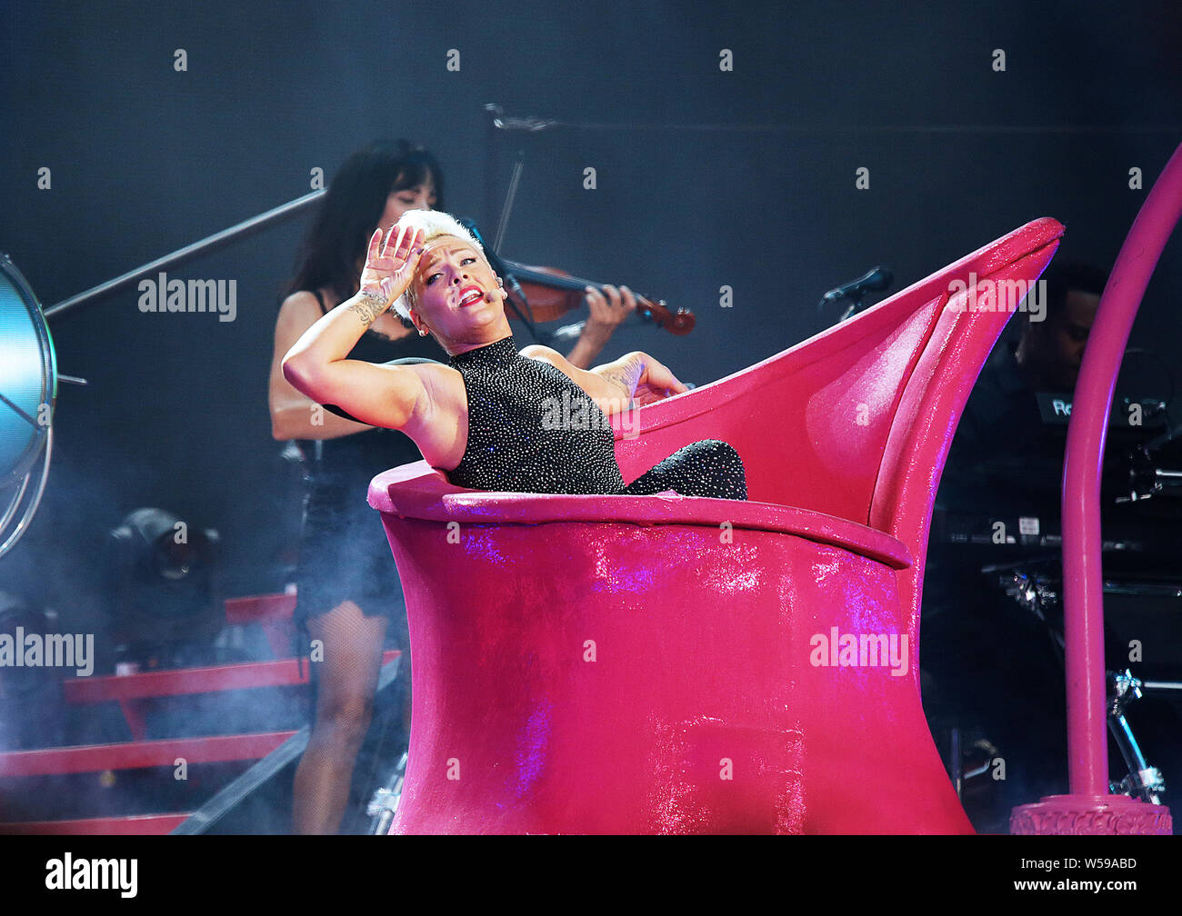 Pink anfield hi-res stock photography and images - Alamy