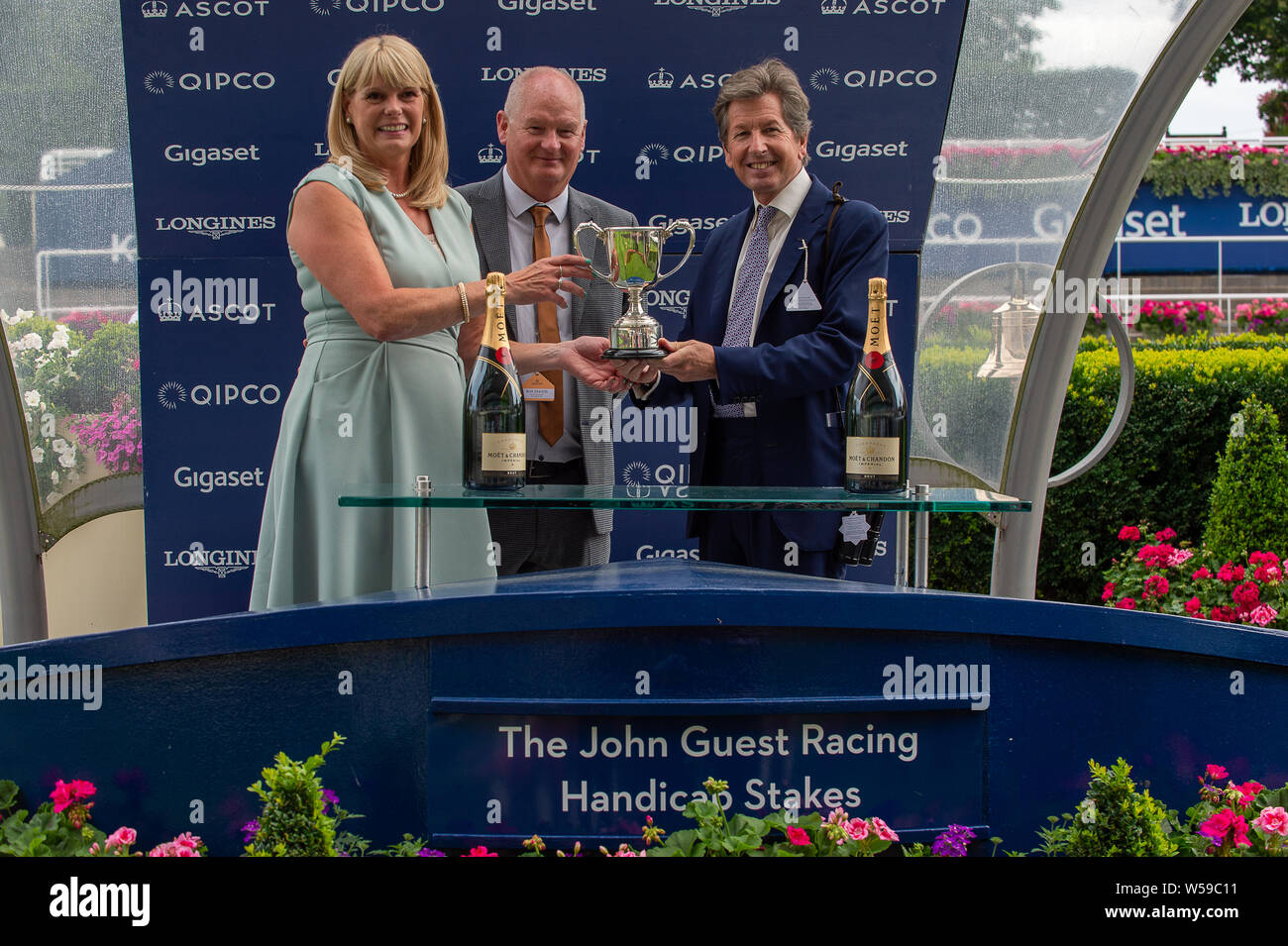 The John Guest Racing Handicap Stakes High Resolution Stock Photography ...