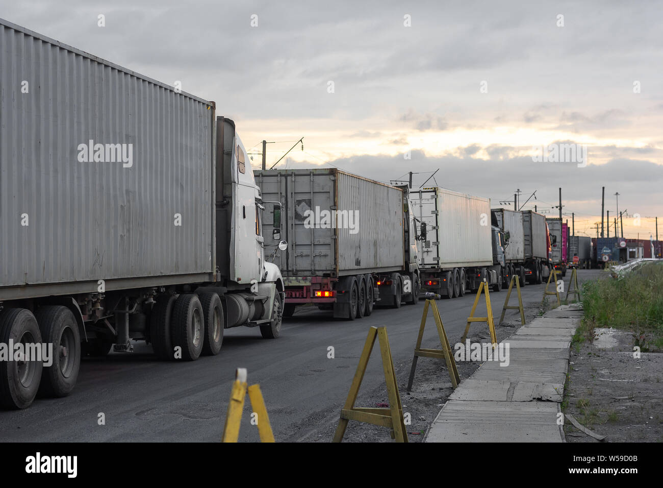 Freeway entry hi-res stock photography and images - Alamy