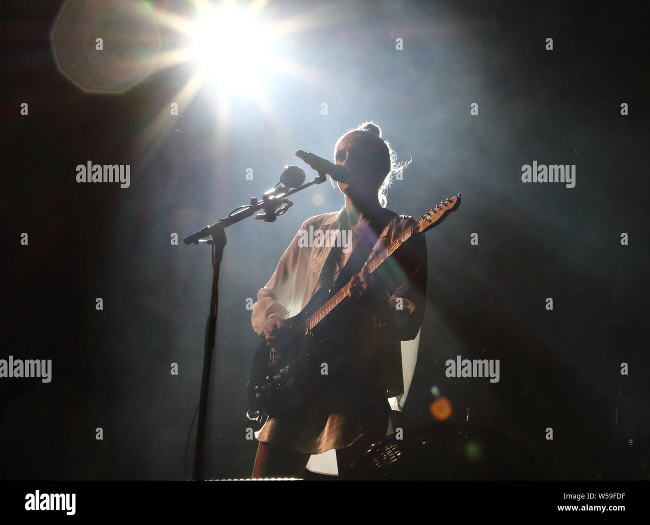 Wolf alice hi-res stock photography and images - Alamy