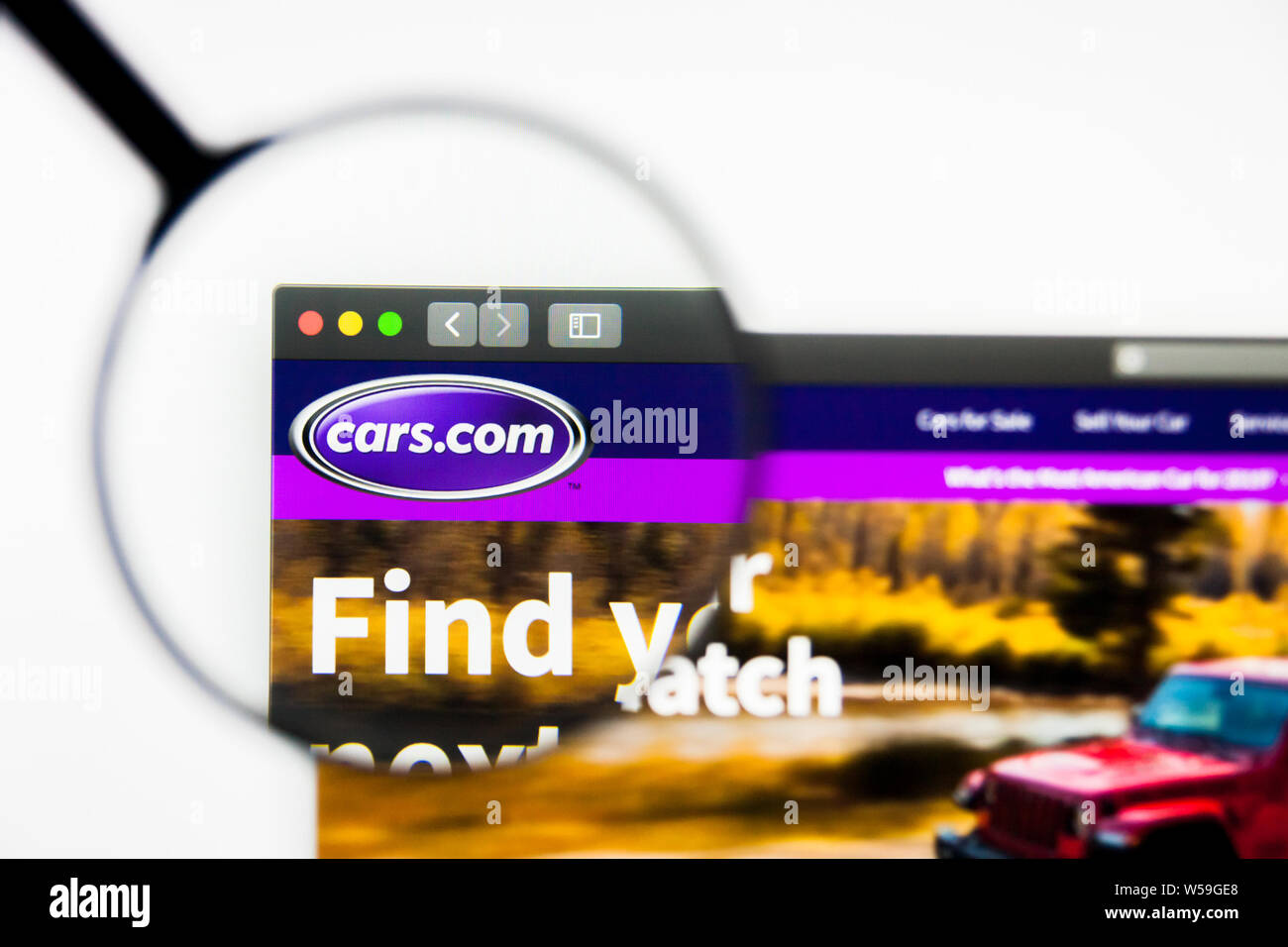Carscom hi-res stock photography and images - Alamy
