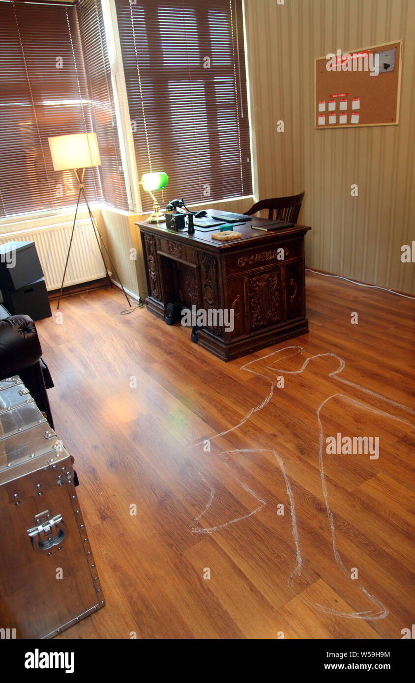 Crime scene body outline hi-res stock photography and images - Alamy