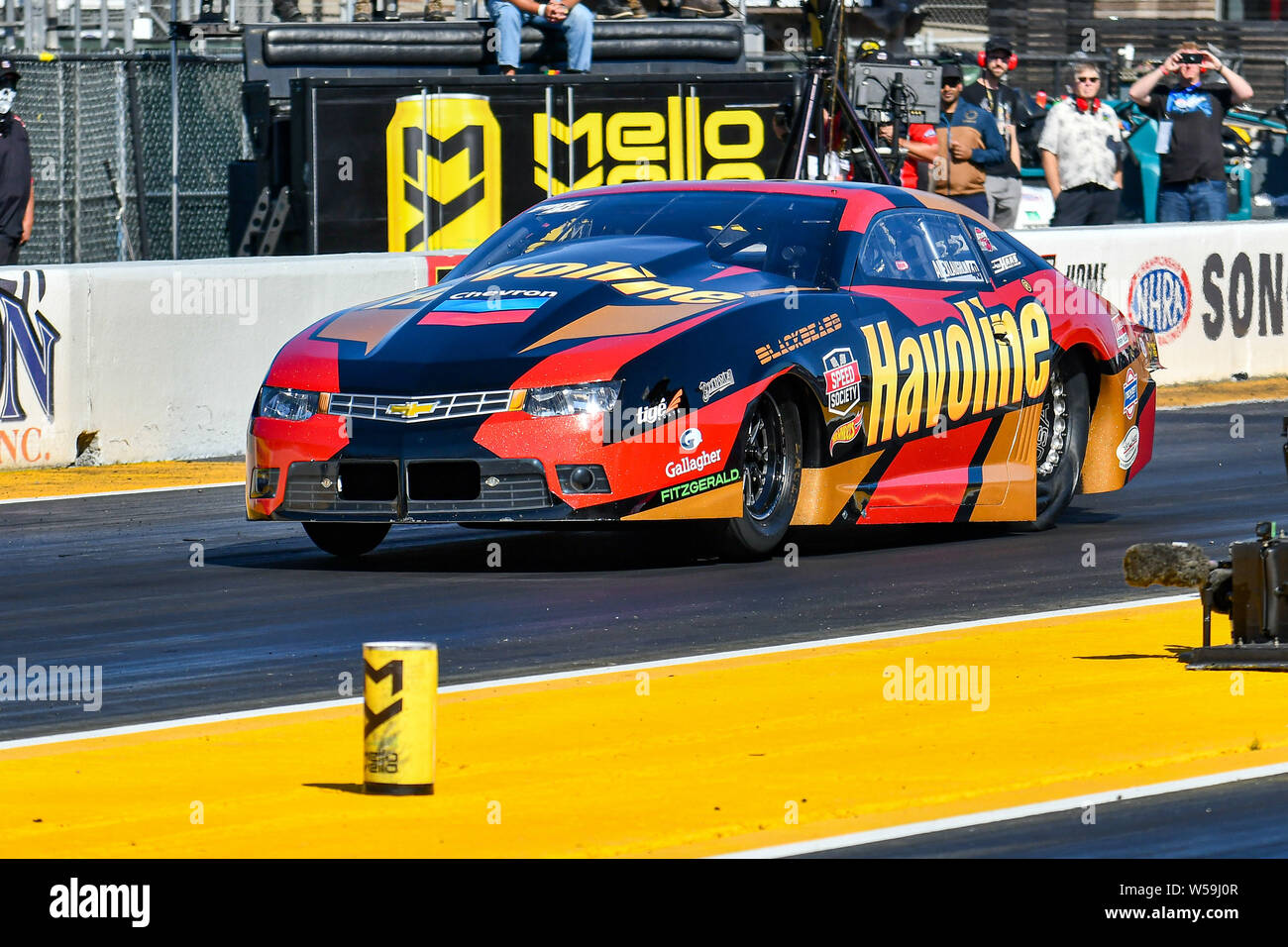 Sonoma, California, USA. 26th July, 2019. Alex Laughlin launches his ...
